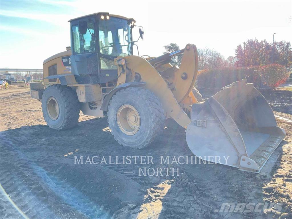 Cat 938M RQ, 2015, LANSING, Michigan, アメリカ - 中古 ホイールローダー・タイヤショベル - マスカス ...